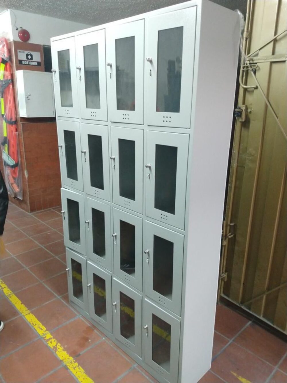 Locker 16 Casillas - El Industrial Mobiliario